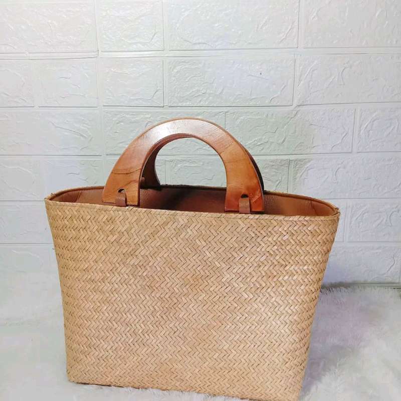Jual Tas Anyaman Pandan Handle Kayu/tas Etnik/tas Estetik Wanita/hand ...