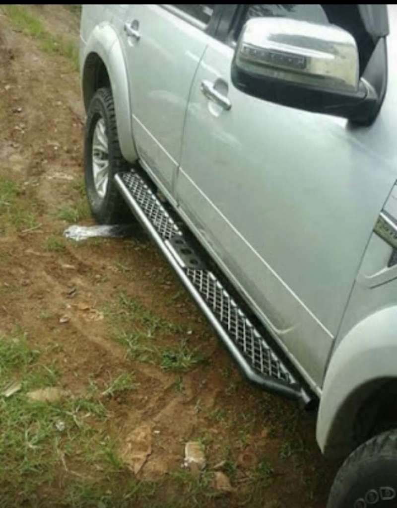 Jual Footstep hilux model jaring di Seller PANDAWA ACCESSORIES 4X4 ...