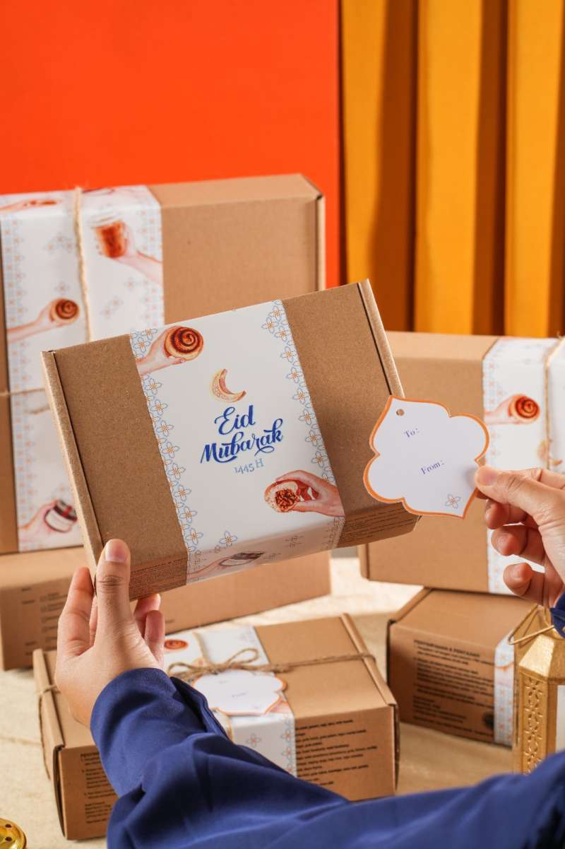 Promo Parsel Ramadan Paket Hampers Rolls dan Kopi Susu Aren - Original ...