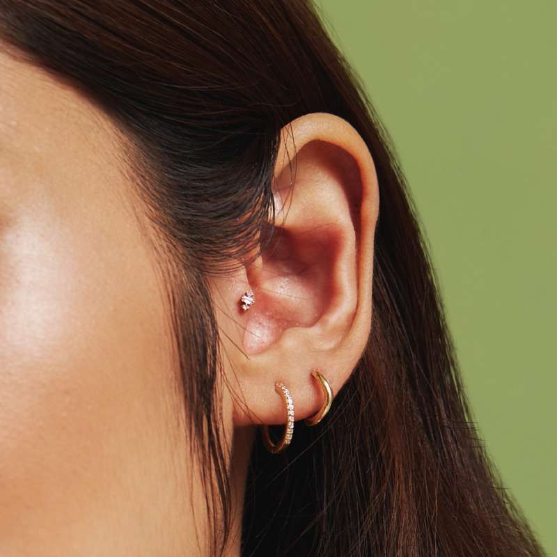 Jual Isago Emerald And Round Vertical Studs - Yellow Gold Di Seller ...