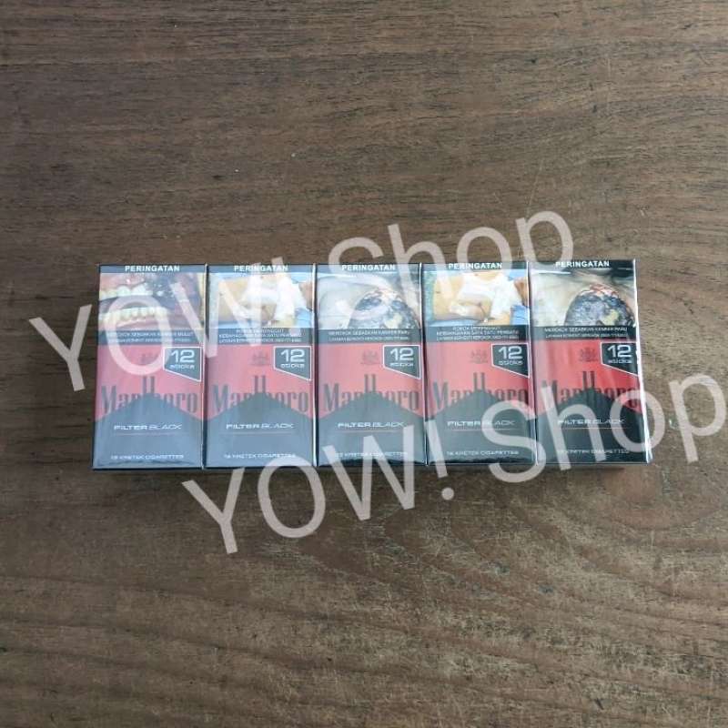 Jual Rokok Marlboro Filter Black Hitam Isi 12 Batang. - 5 Bungkus/pack ...