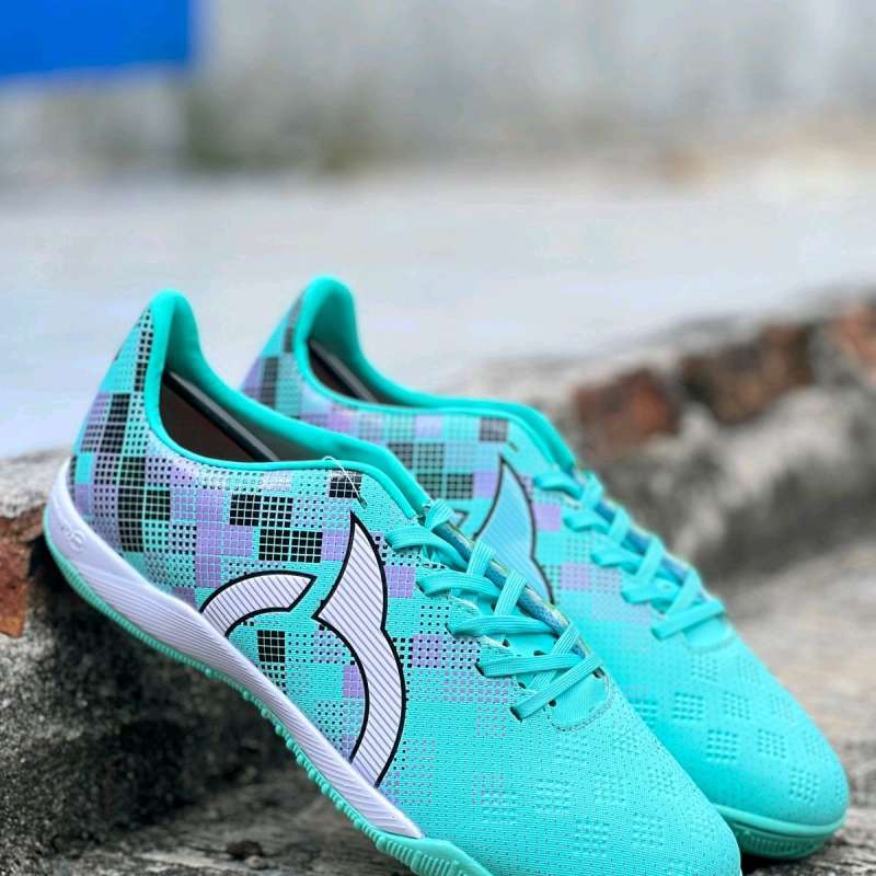 Promo Sepatu Futsal Ortuseight Ortus Quadra In New 2 Warna Diskon 15% ...