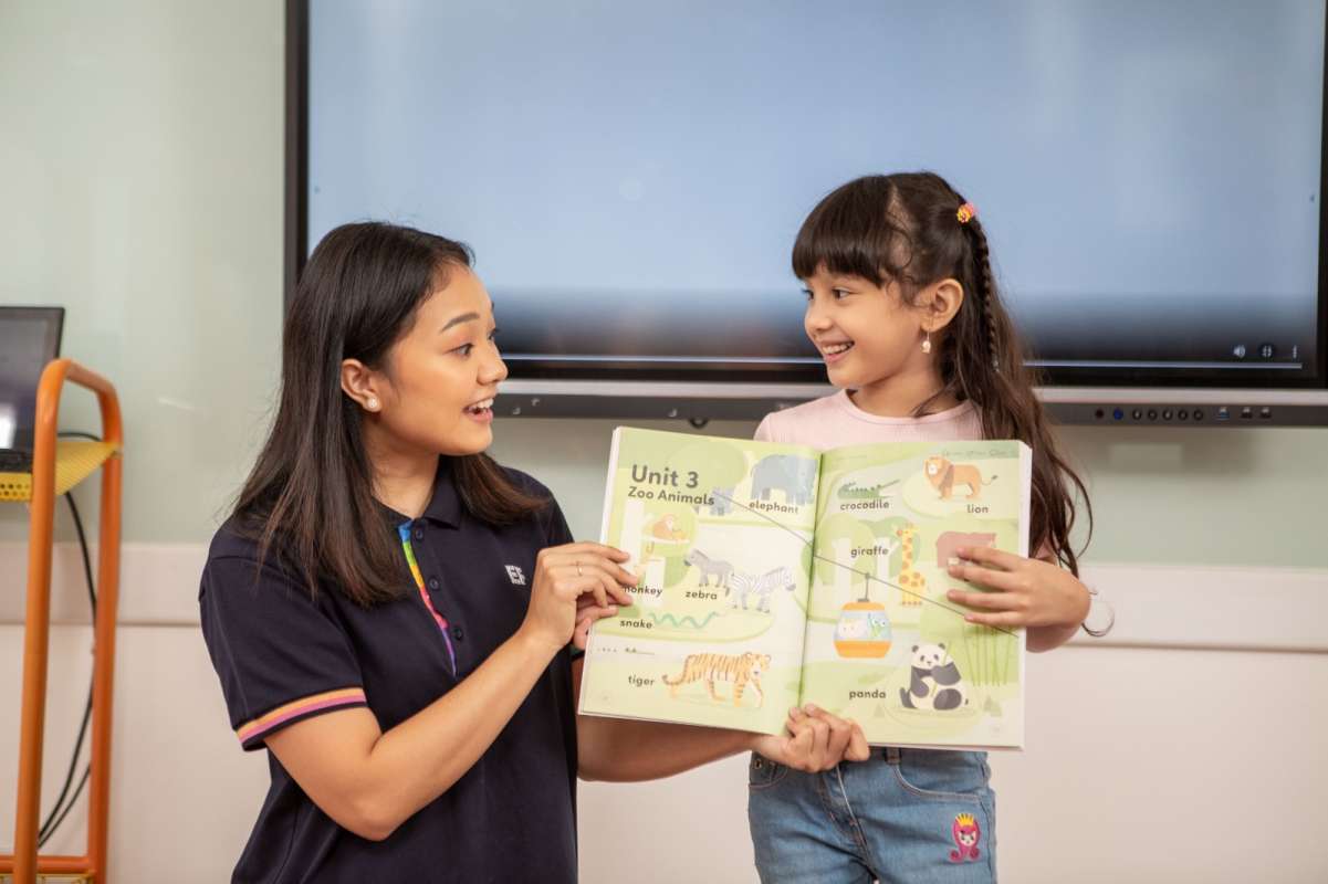 Promo Ef Cilegon - Small Stars Diskon 6% Di Seller English First ...