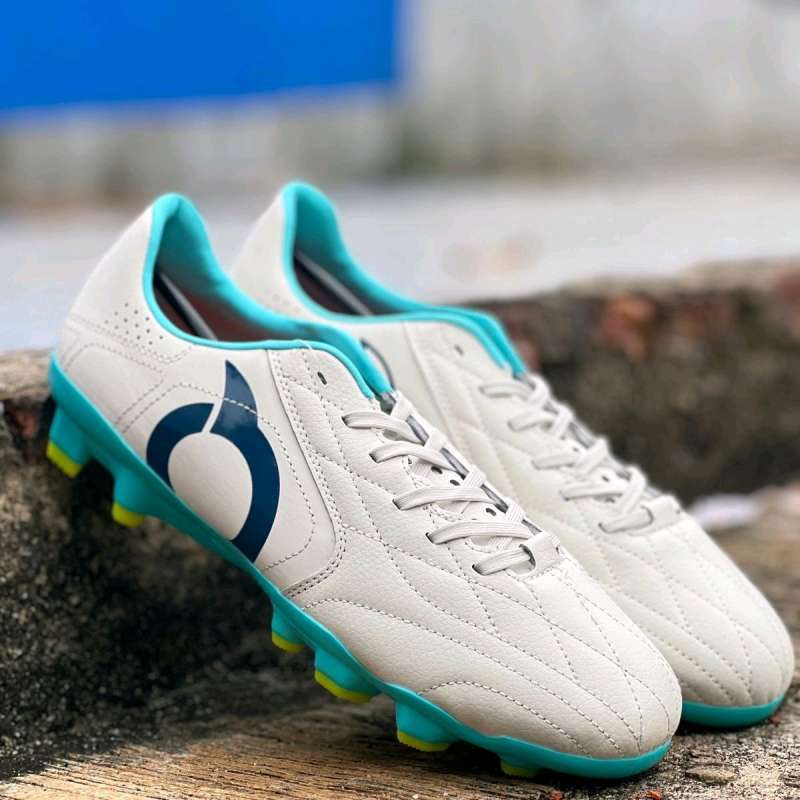 Jual Sepatu Bola Ortuseight Ortus Olympico V2 Fg New Model - Wht Black ...