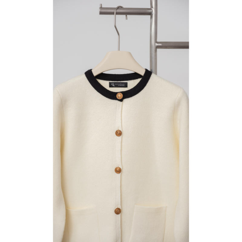 Promo Gonegani Aery Cardy - Broken White Diskon 10% Di Seller Gonegani ...