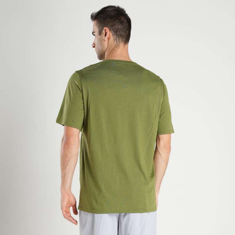 Promo Puma Men Fitness Puma Fit Triblend Ultrabreathe Tee Pakaian ...