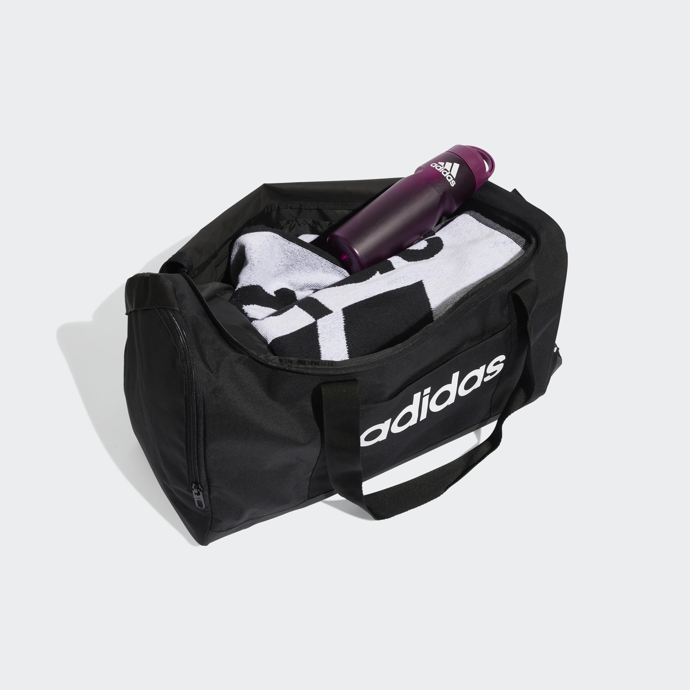 essentials logo duffel bag medium