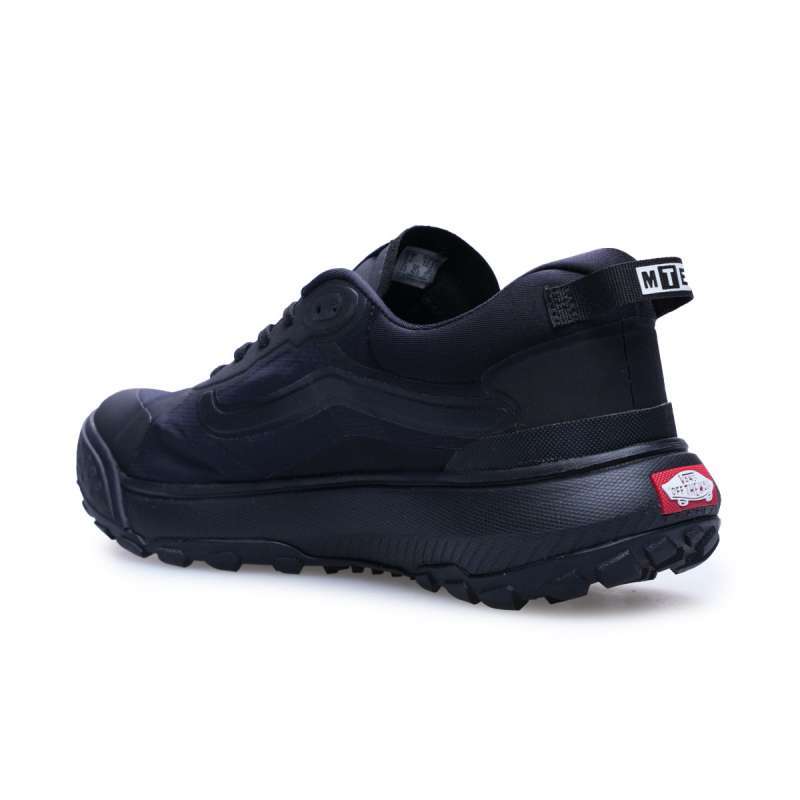 Jual Vans Mte Crosspath - Black/black [vn000cvubka] - 8.5 Di Seller ...