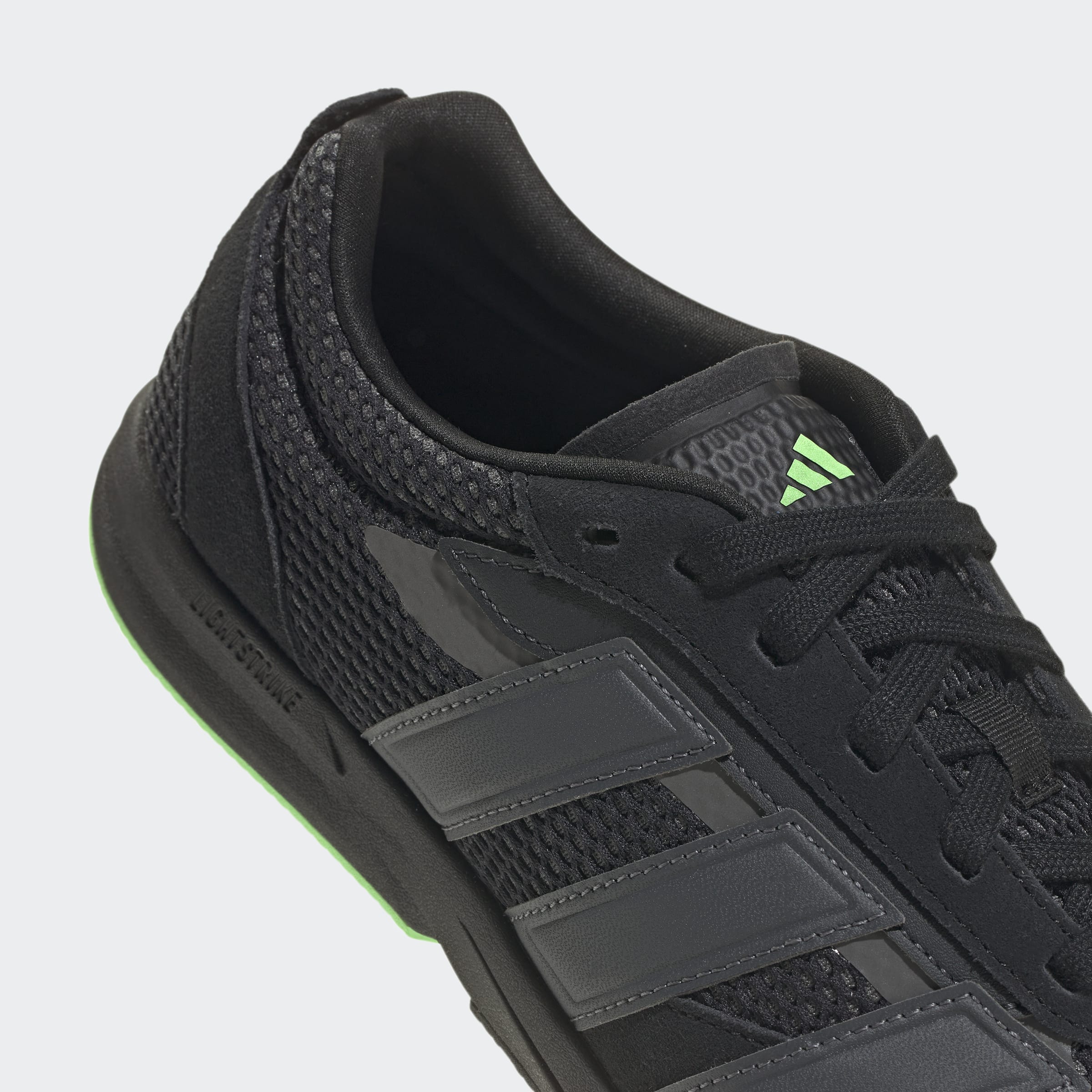 Promo adidas Men Shoes Lightblaze Lp Sepatu Pria [jq1231] Diskon 15% Di ...