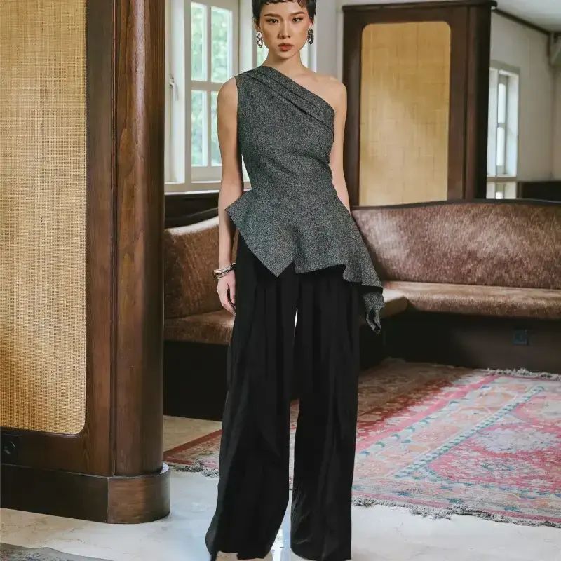 Jual Anain - Rhodes Asymmetric Top Grey Di Seller Anain Flagship Store ...