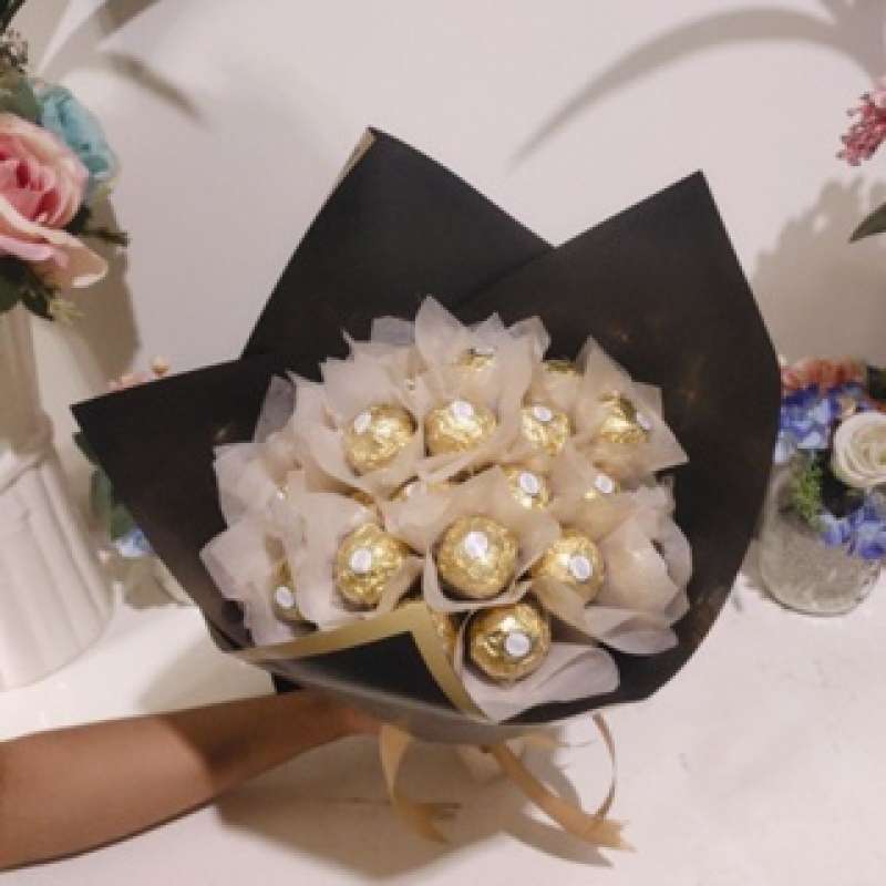 Jual Buket Bouquet Coklat Premium Ferrero Hershey Hadiah Wisuda Ultah ...