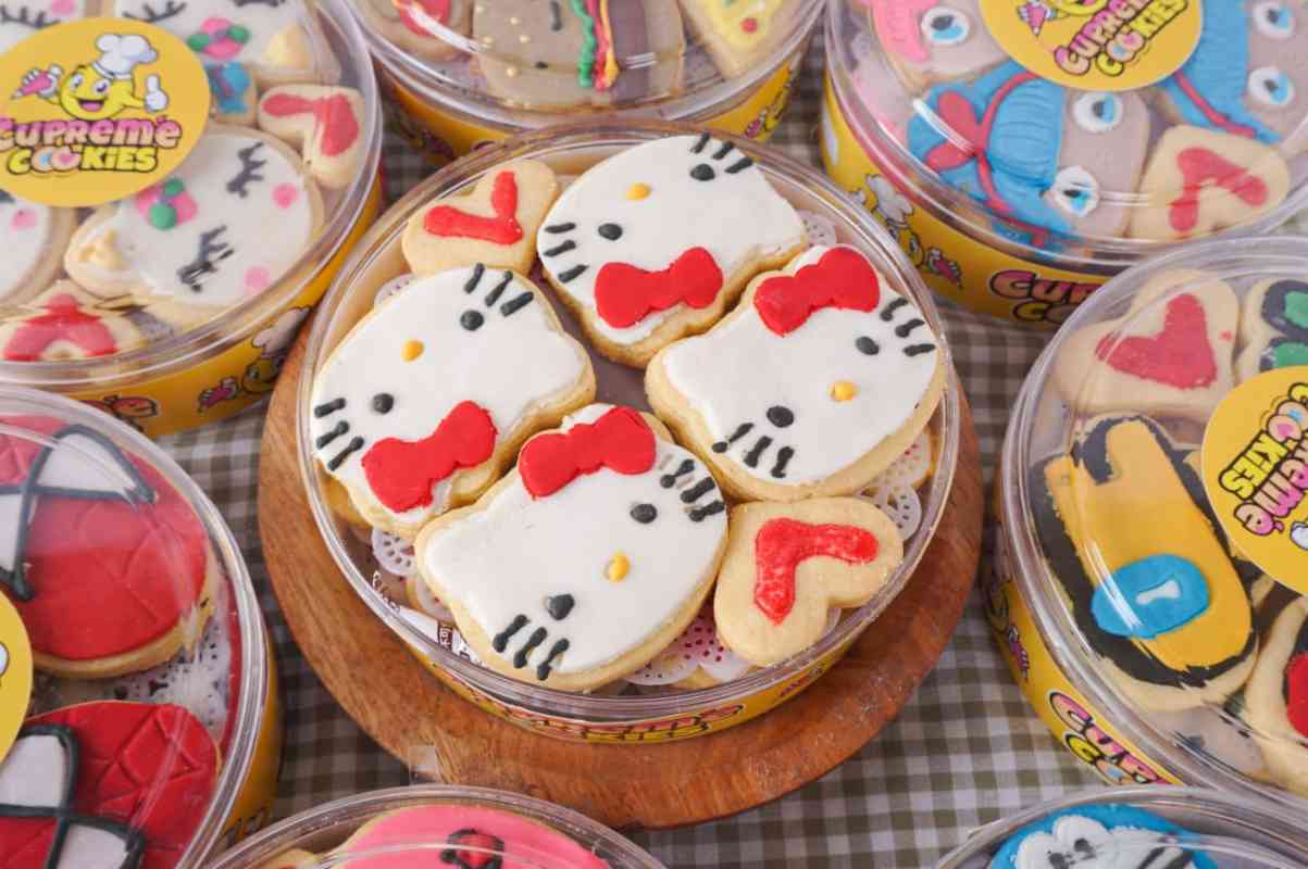 Jual . Cupreme Cookies Kue Kering Karakter Aneka Karakter Kartun Lucu ...