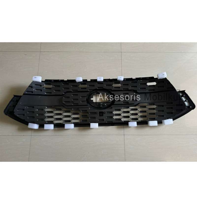 Jual Grill Innova Zenix Led Style Plastik Import Original Di Seller ...