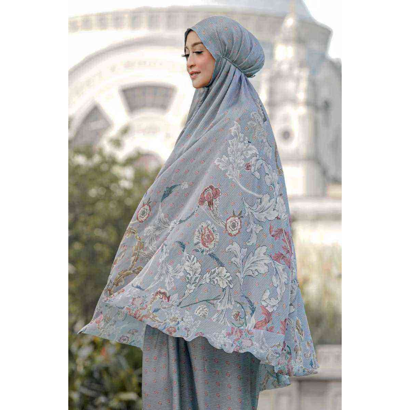 Jual Buttonscarves The Royale Easy Care Prayer Robe - Blue Jean (Mukena ...