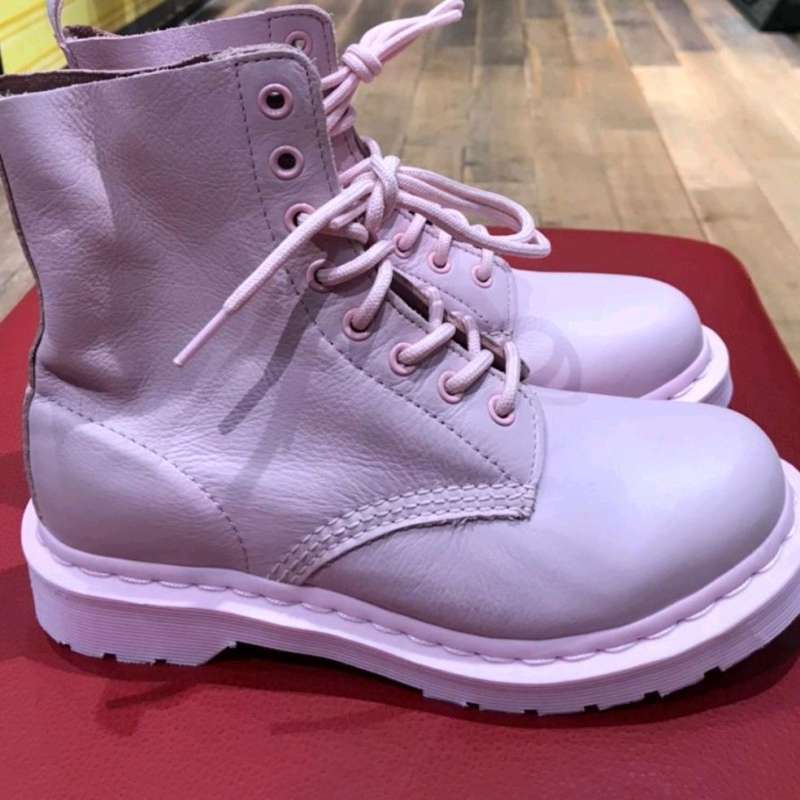 Jual Docmart Dr Martens 1460 All Pink Limited Edition 35 - 41 New ...