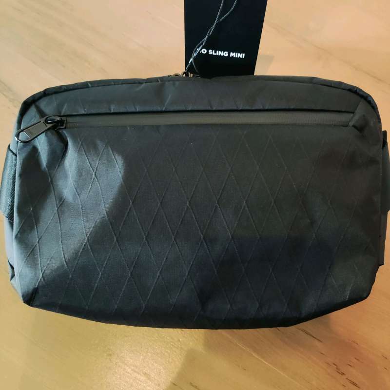 Jual Alpaka Go Sling Mini Limited Edition (4l, Fits iPad Mini & Switch ...