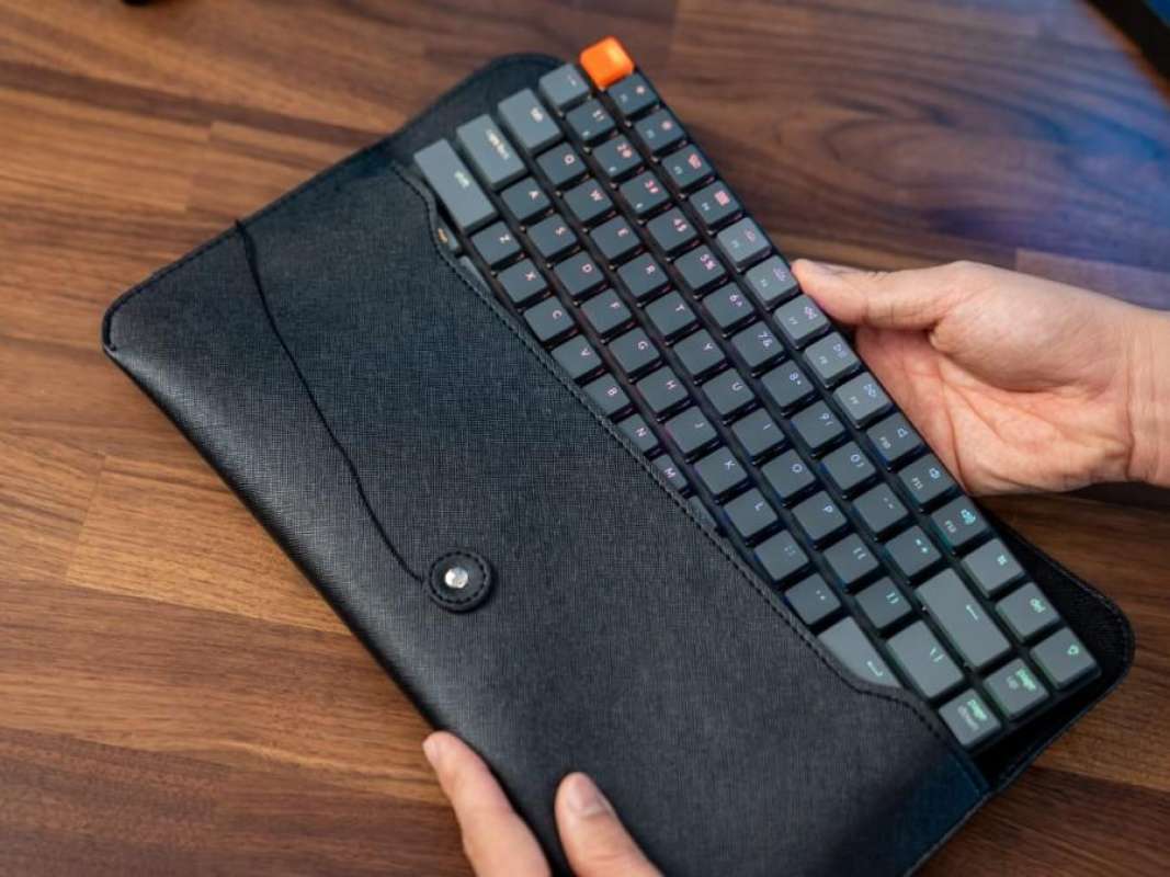 Jual FREE POUCH + Keychron K3 RGB Backlight Low Profile Gateron Switch ...