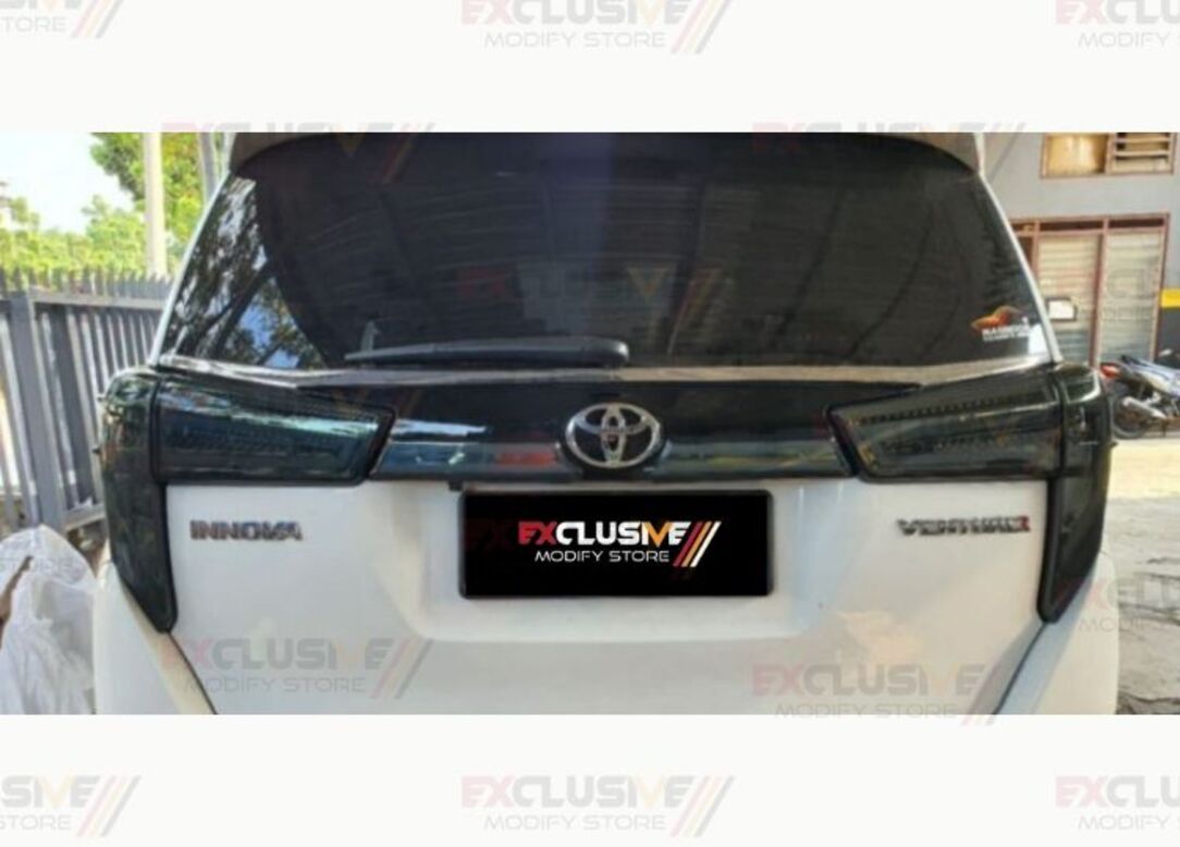 Jual STOPLAMP & TRUNKLID TOYOTA INNOVA REBORN V3 SMOKE WITH CEREMONY di ...