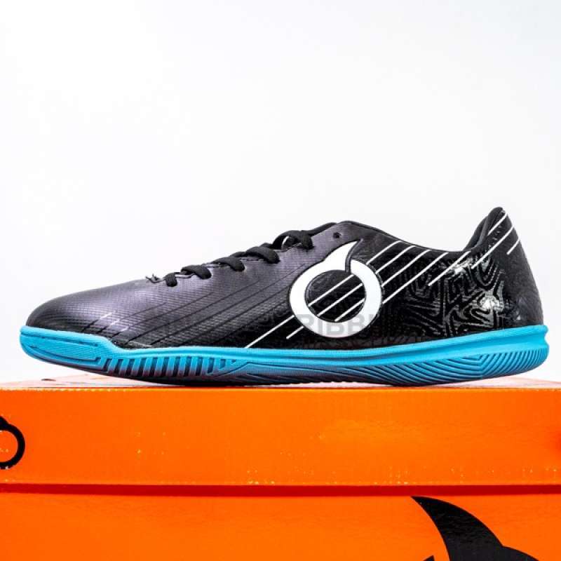Promo Sepatu Futsal Ortuseight Insignia In Black White 11020302 ...