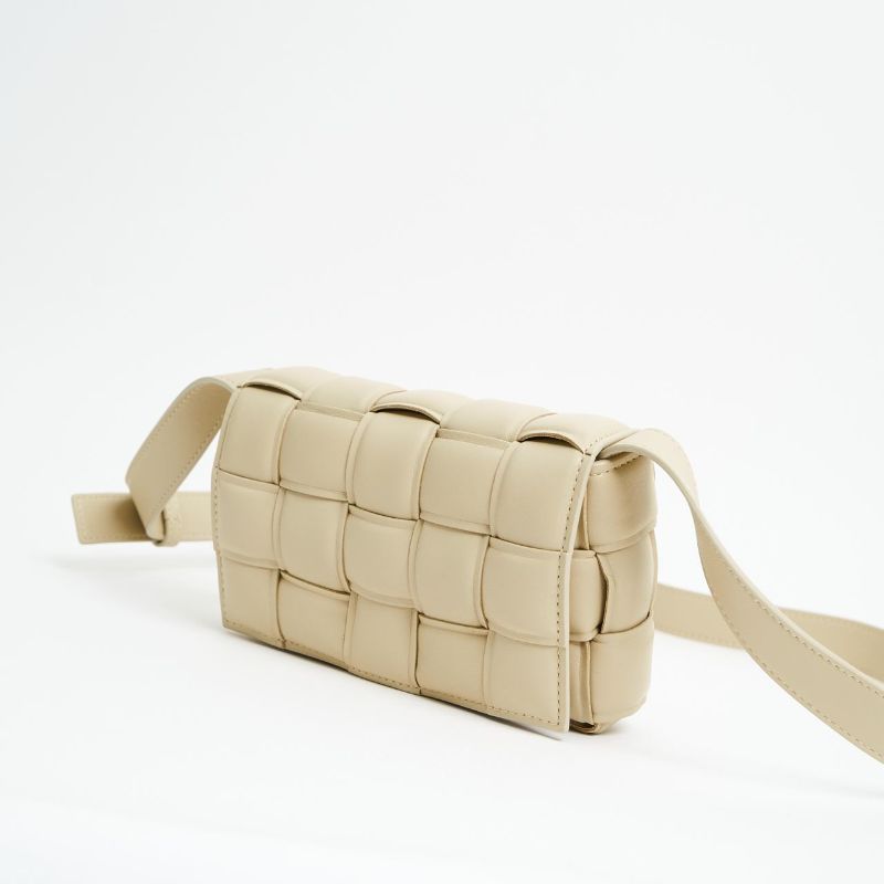 Jual Bottega Veneta Small Padded Cassette Crossbody Bag Padded Beige ...