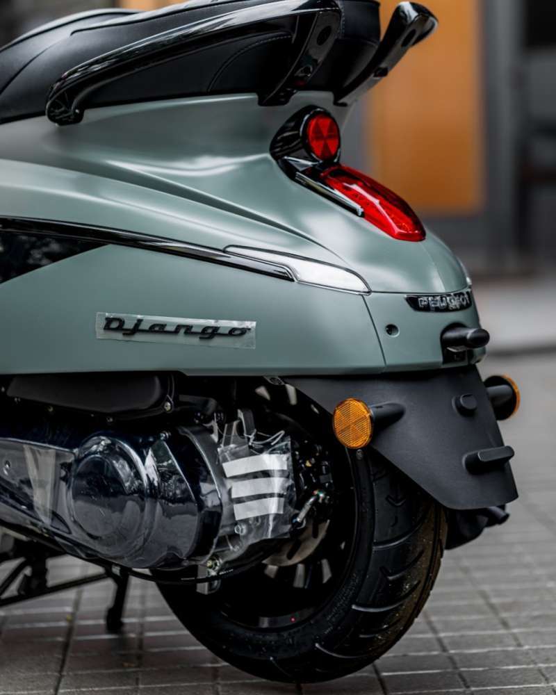 Jual Peugeot Motocycles Django 150 Abs Sepeda Motor - Adventure Green ...