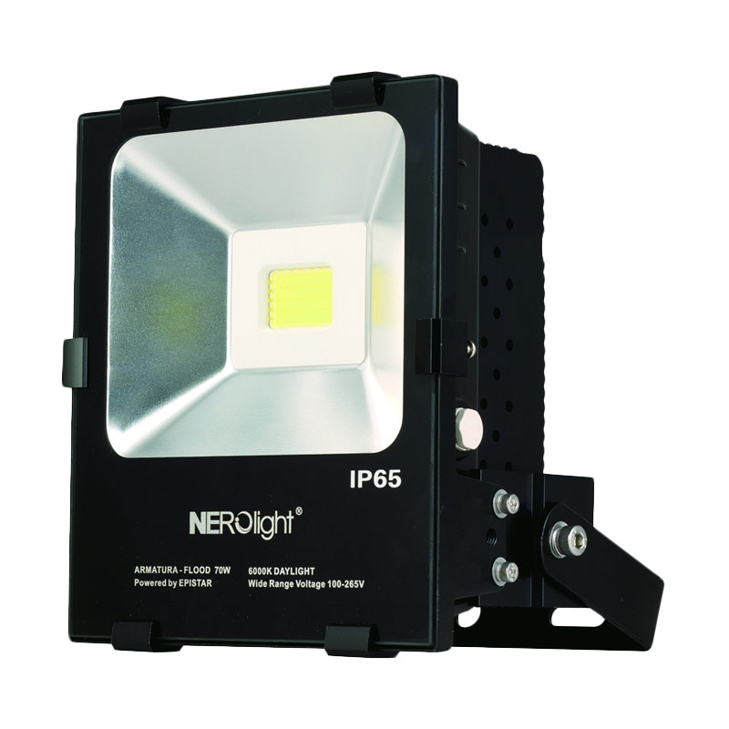 Jual Nerolight Armatura Flood Light Lampu LED - Daylight [70W/IP65 ...