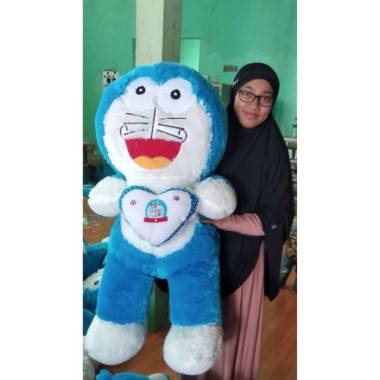 boneka doraemon kecil