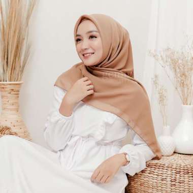 Jual Hijab Pramuka Segiempat Kekinian Terbaru - Harga Promo Desember 2022 | Blibli