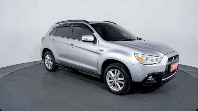Mitsubishi Outlander - Detail & Harga OTR 2024 Blibli