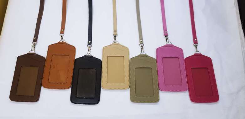 Jual Cardholder Name Tag Original Murah - Harga Diskon Maret 2023 ...