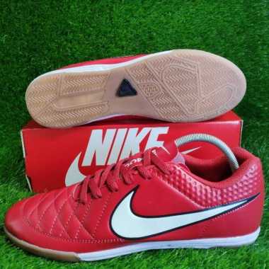 Jual Sepatu Futsal Nike Kulit Original Terbaru - Harga Promo Murah ...