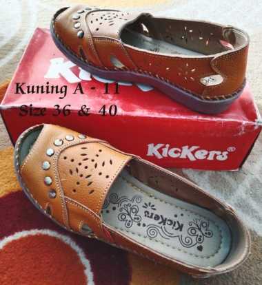 Jual Sepatu Bekas Merk Kickers Terbaru & Original - Harga Promo Juni ...