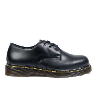 Jual Sepatu Boots Pria Ori Kulit Dr Martin Model Terbaru - Harga Promo ...