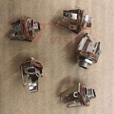 Harga Soket Akai Body Besi Terbaru Agt 2025 | BigGo Indonesia