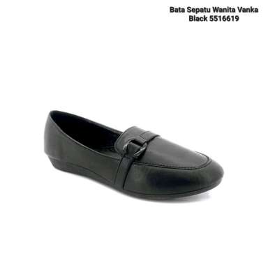 Jual Sepatu Vanka Bata Model Terbaru & Kekinian - Harga Diskon Desember ...