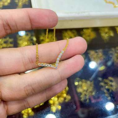 Jual Kalung Emas Bentuk V Model Terbaru Asli - Harga Terbaru Update ...