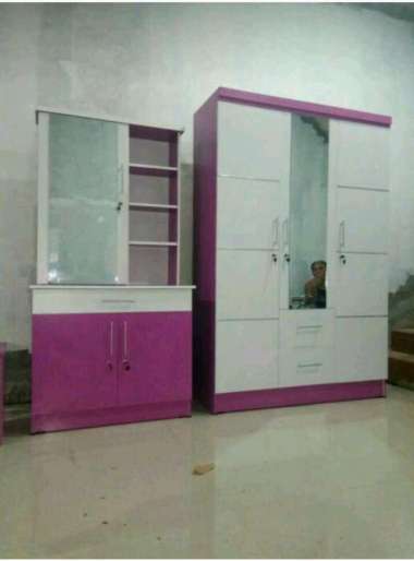Jual Lemari 3 Pintu Set Meja Rias Original Murah - Harga Diskon ...