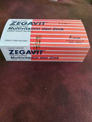 Zegavit Multi Vitamin Lengkap Harga Terbaru Desember 2022 | Blibli