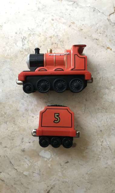 Jual Thomas And Friends James Original Harga Termurah Maret 2023 | Blibli
