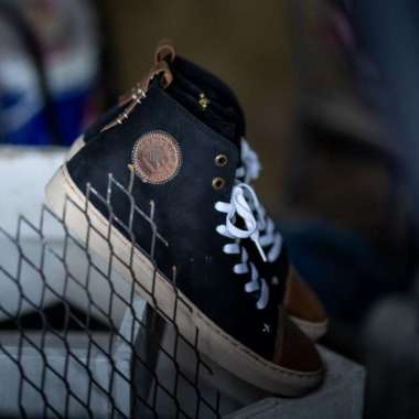 Jual Sepatu Caraka Model Terbaru - Harga Promo Desember 2022 | Blibli