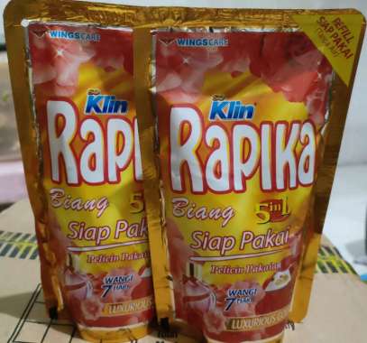 Jual RAPIKA Biang Luxurious Gold Pelicin dan Pewangi Pakaian [250 mL ...