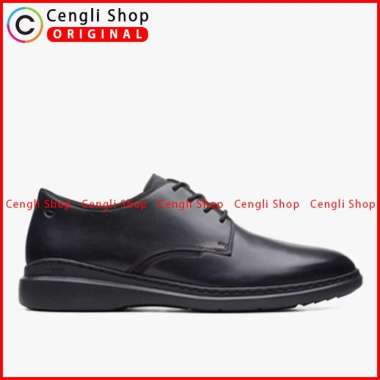 Jual Sepatu Clarks Original Pria Model Terbaru - Harga Promo Desember ...