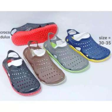 Sandal Crocs Pria - Harga Terbaru April 2022 | Blibli