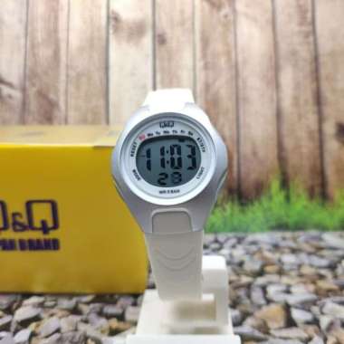 Jual Jam Q Q M195 J Original & Branded - Harga Diskon Murah Desember ...