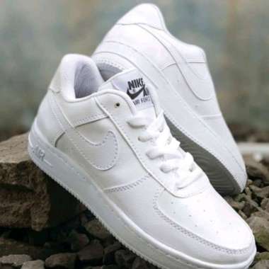 Jual Sepatu Af1 Putih Polos High Model Terbaru - Harga Promo Desember ...