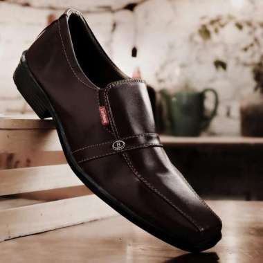 Jual Sepatu Pria Wisuda Model Terbaru - Harga Promo Desember 2022 | Blibli