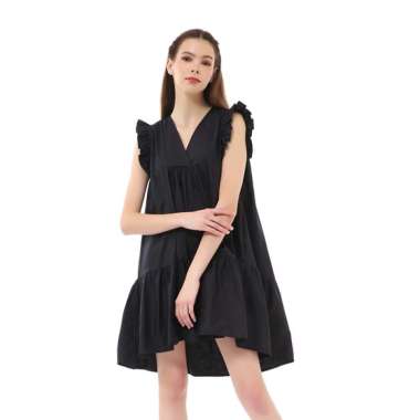 Tampil Chic dengan 11 Rekomendasi Dress Hitam, Inspirasi Fashion Terbaru!