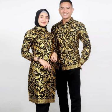 Kain Batik Hitam Emas