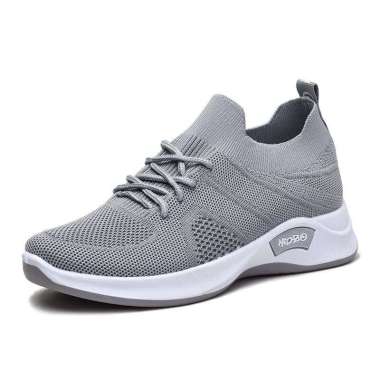 Jual Sepatu Senam Perempuan Original Terbaru - Harga Promo Murah ...