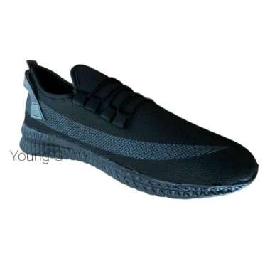 Jual Sepatu Snekers Full Hitam Wanita Terbaru - Harga Promo Oktober ...
